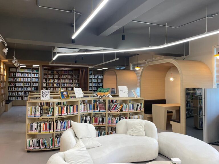 Gangdong Elementary School Library (Byeolparang) - IFLA | WLIC 2026
